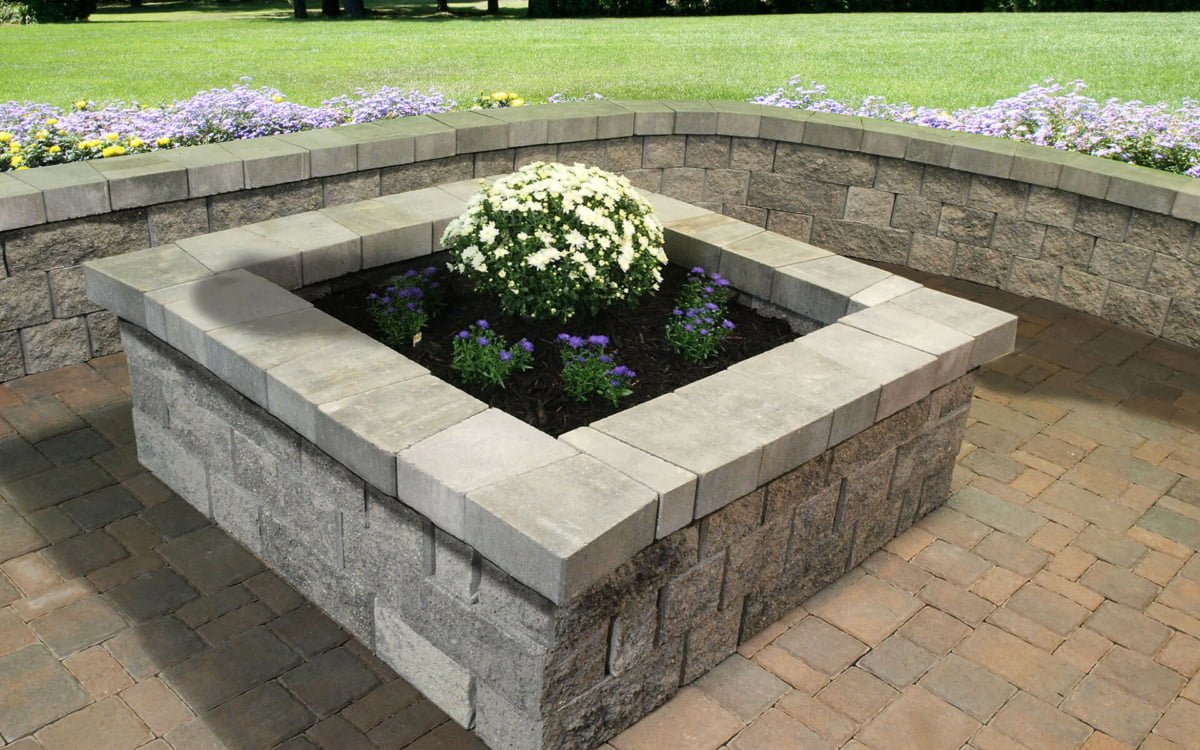 Allan Block Courtyard Landscape Wall - Anchorage Sand & Gravel